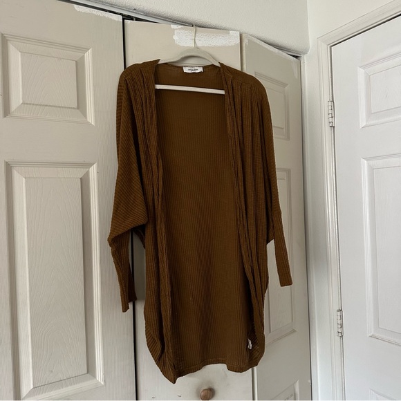 Carly Jean Los Angeles | Sweaters | Carly Jean Los Angeles Brown ...